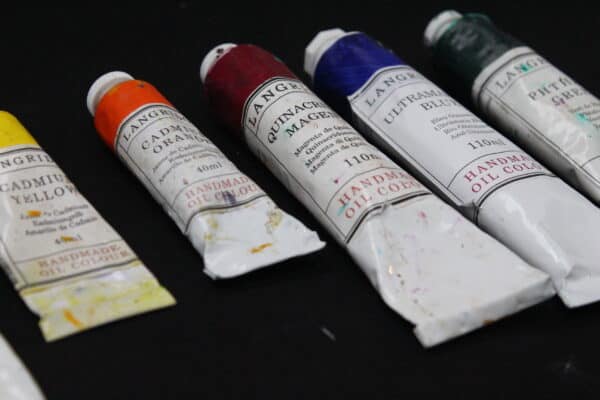 10 Best Oil Paints for Artists: From Beginners to Professionals
